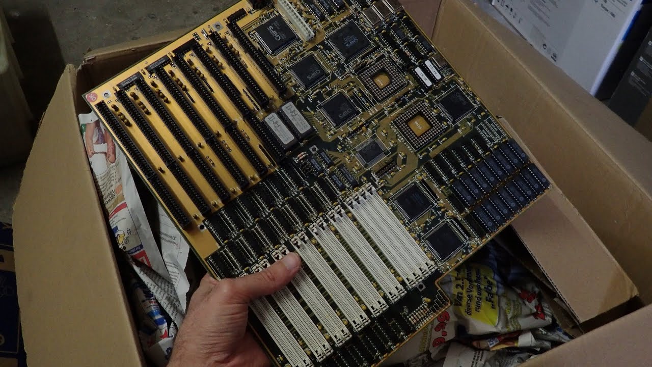 Unboxing huge box of retro hardware - YouTube