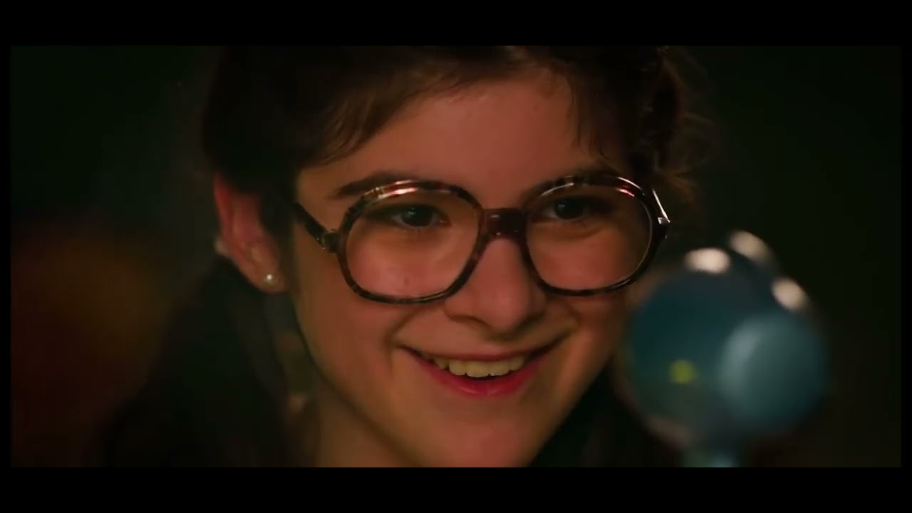 Full “Never Ending Story” scene from Stranger Things. - YouTube