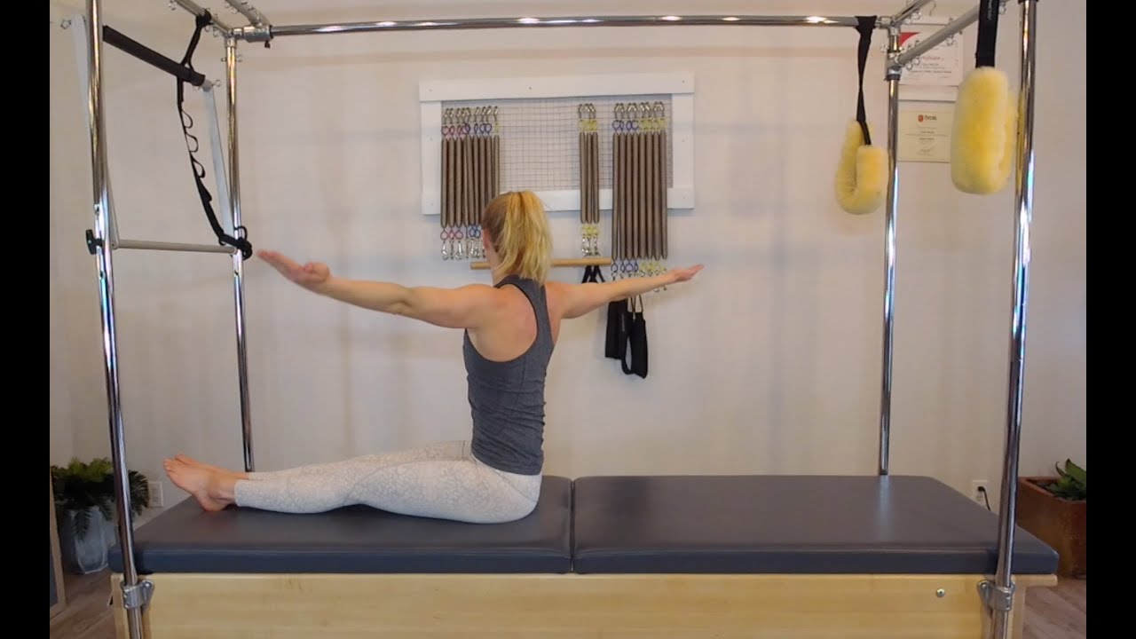 Body Balancing Pilates Mat Class with Laura // Align Pilates - YouTube
