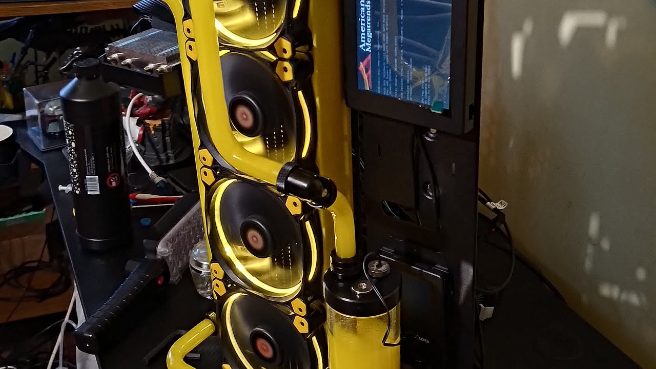 How to drain a water cooling pc tutorial - YouTube