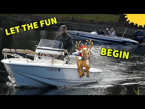 Saturday At The Ramp It Went Nuts Boats Cars Tires Spun Oh Yeah - YouTube