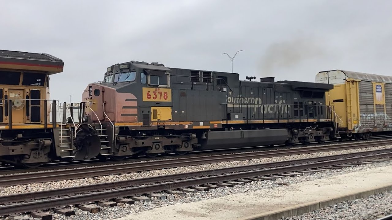 UP (Southern Pacific) #6378 at T&P Station (March 8, 2023) - YouTube