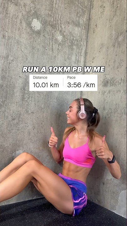 Run a 10km pb with me 🎧 - YouTube
