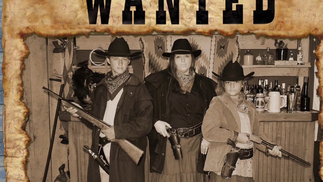 Nobody Smiles In Old Time Photos - YouTube