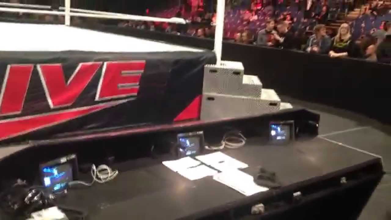 WWE Raw- Monday 10th November 2014- Liverpool Echo Arena- Footage Of ...