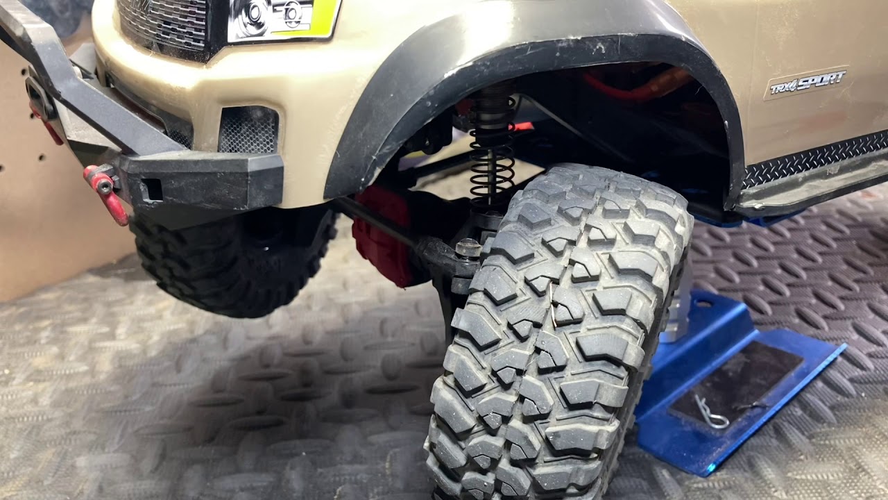 TRX4 Sticking Shock Fix - YouTube