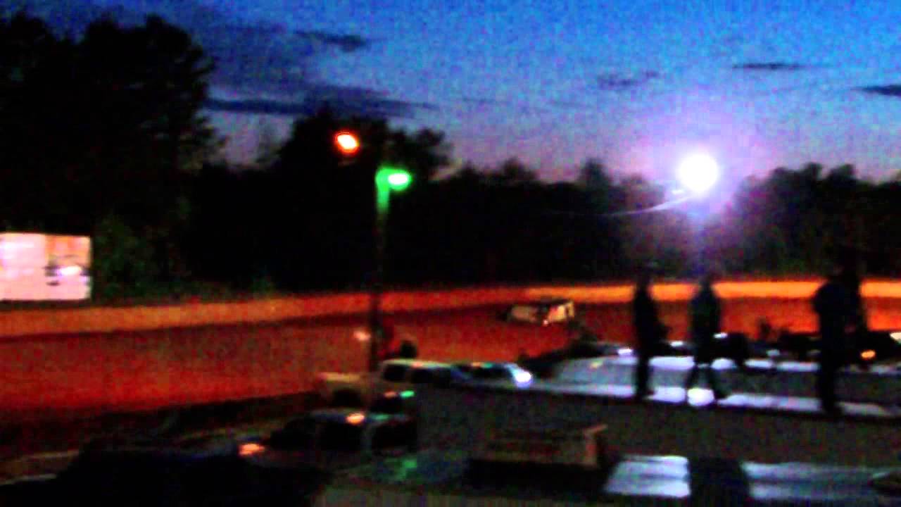Nick Deitz crate heat race 5/2/15 - YouTube