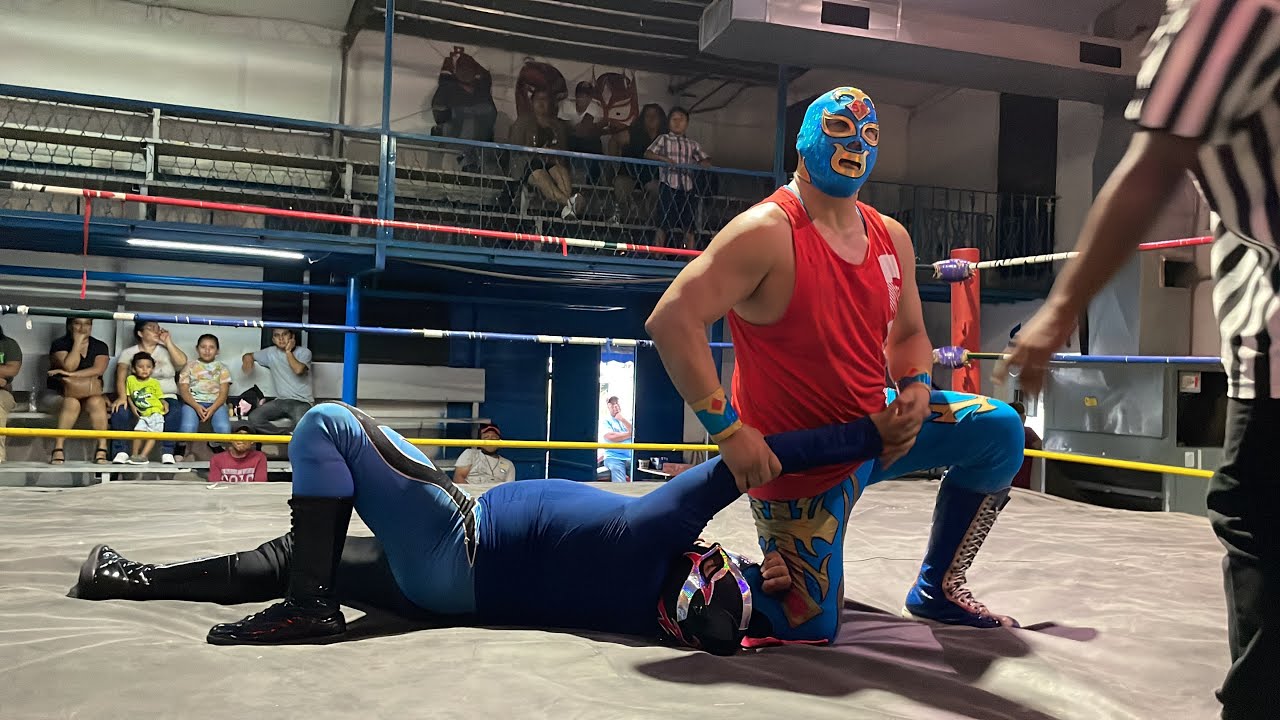 Superben - Lion Fly vs Funebre Jr - Lukario - YouTube