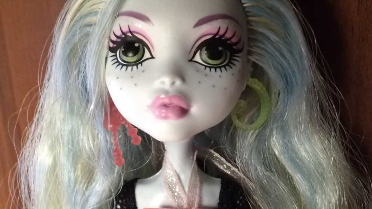 обзор на куклу Monster High Lagoona Blue [Picture Day] на русском - YouTube