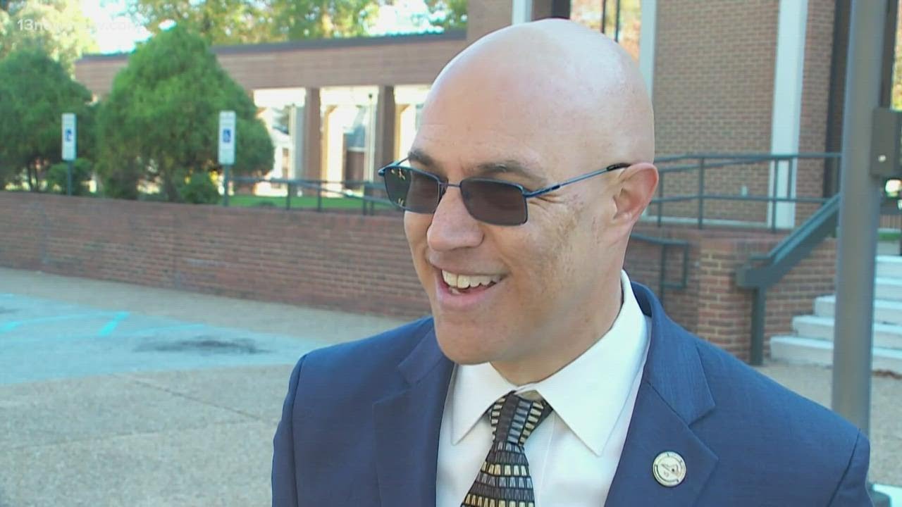 New Veterans Employment Center opens for business - YouTube