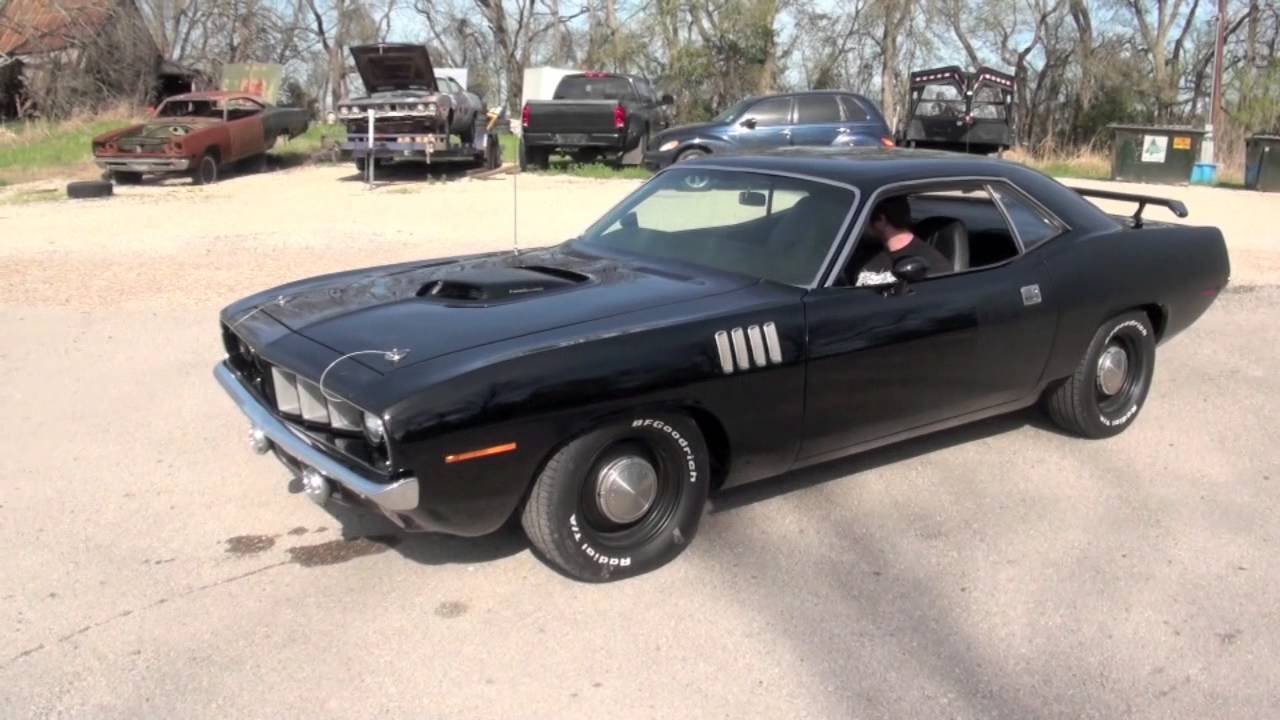 1971 Cuda 426 Hemi 4 speed Wilwood disc brakes Dana rear end - YouTube