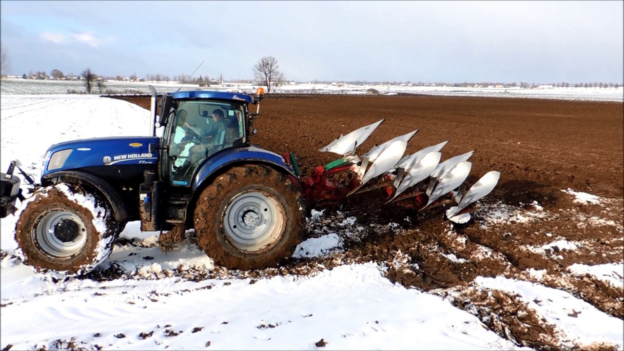 Zimowa orka NH T7.270 & Kverneland ED 100 - YouTube