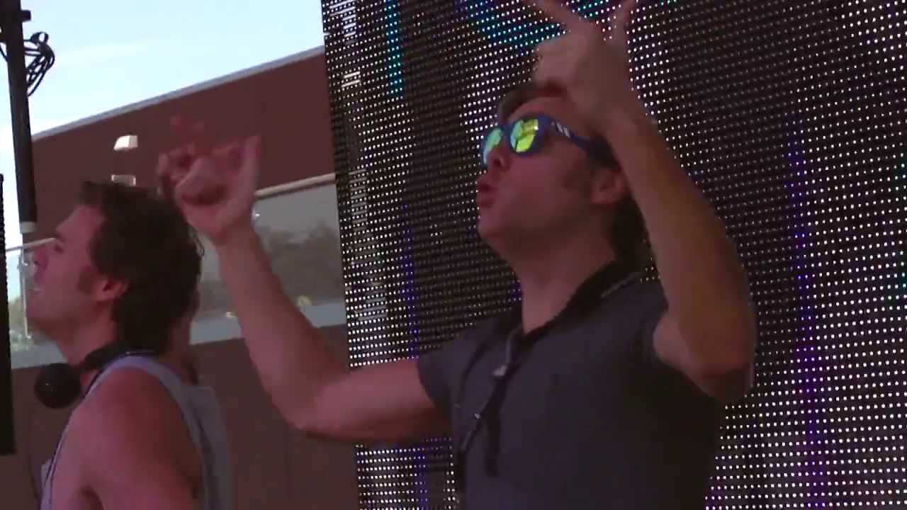 Best Pool Parties of 2014 | RELEASE at Talking Stick Resort - YouTube
