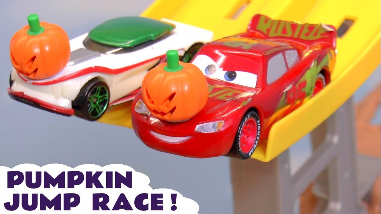 Cars McQueen Pumpkin Jump Racing At Halloween - YouTube