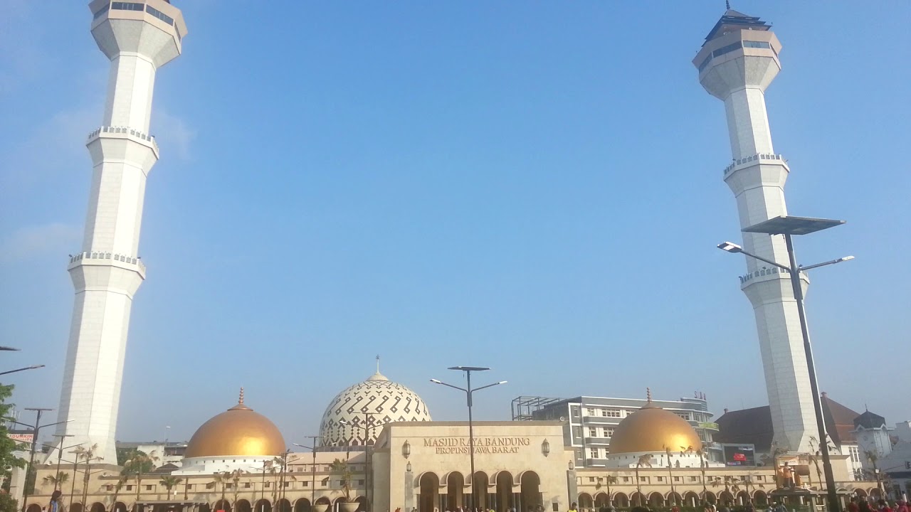 Masjid raya bandung udara sejuknya bikin demen 0001 - YouTube