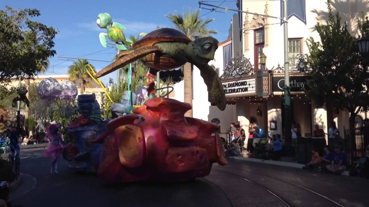 Disney California Adventure Finding Nemo Parade Float - YouTube