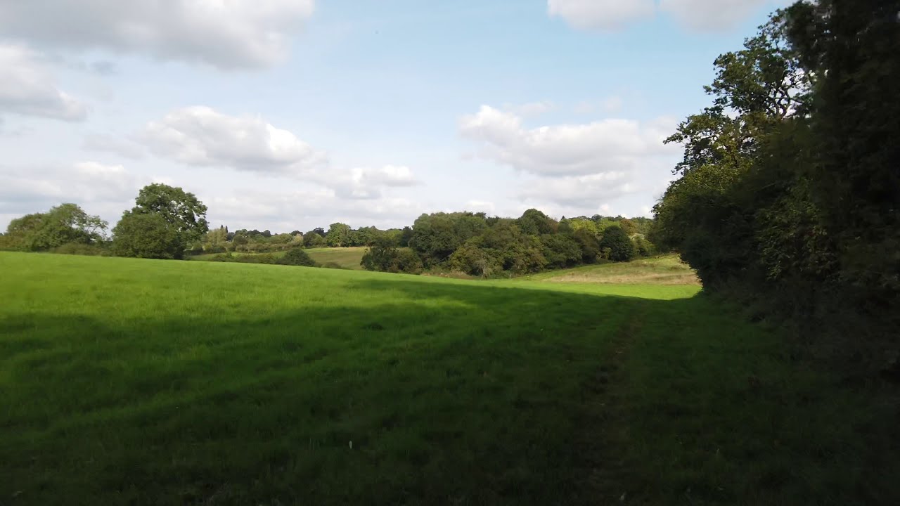 London LOOP section 13 - rolling countryside from Harefield West to ...