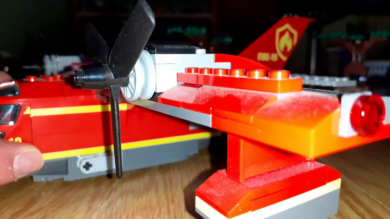 Mon canadair LEGO city 60217 - YouTube