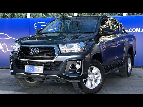 Toyota Hilux 4X2 Dc SR 2.4 TDI - Tute Cars - YouTube
