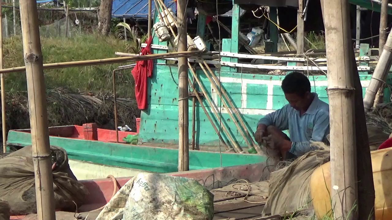 Xin miềng đầu tư đằng trước cái lắc đầu - Antwan Derrick - YouTube