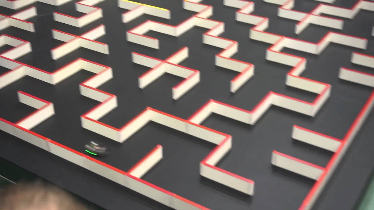 2015 Japan classic micromouse Fastest run, 2nd prize - YouTube