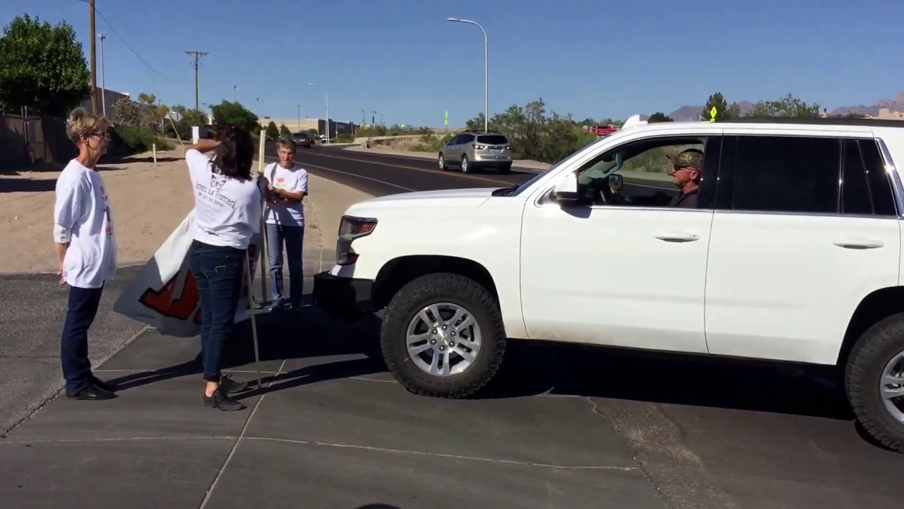 Videos capture tense moments at Border Patrol protest