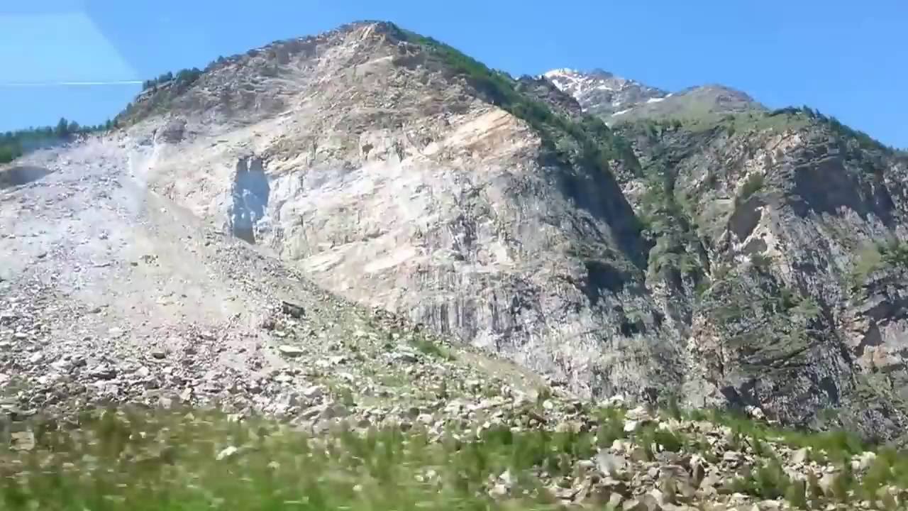 Mountain rockslide in Randa (Region Valais/Zermatt ) from 1991 filmed ...