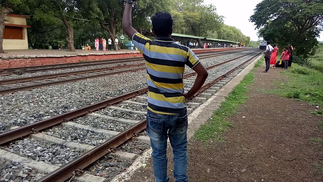 Crazy guy stopping train!!! - YouTube