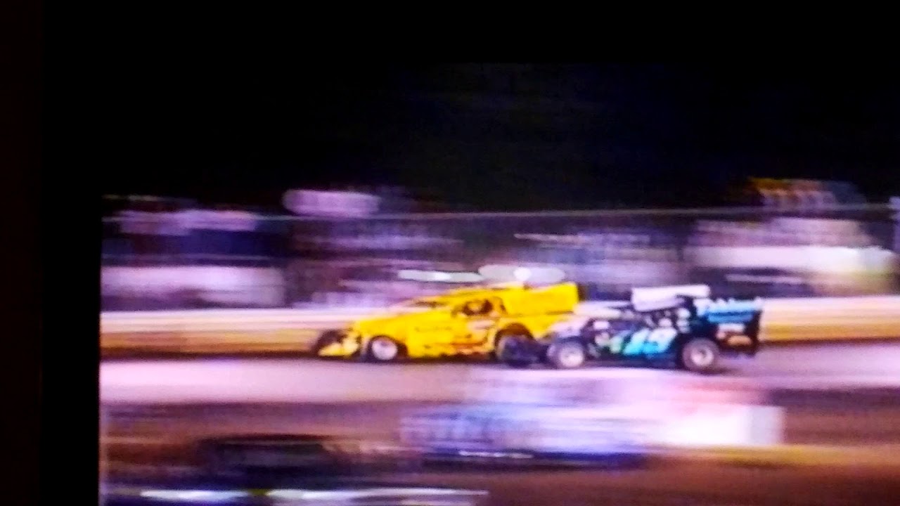 Kenny Brightbill and Doug Hoffman at East Windsor Speedway - YouTube