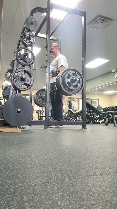 Week 10 Day 4 Deadlift Single 455 lbs - YouTube