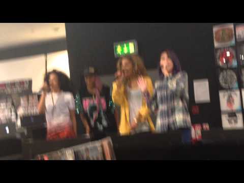 Neon Jungle - Braveheart  Live @ HMV Gateshead