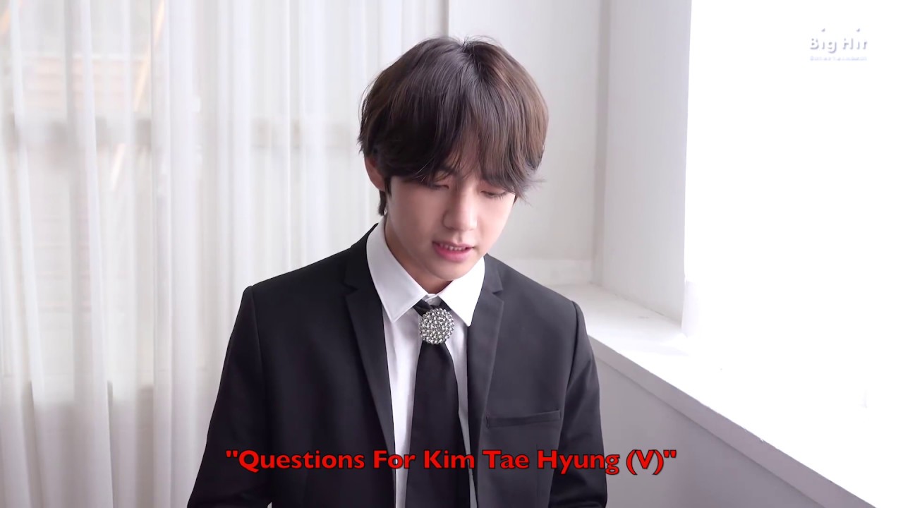 [FAKE SUBS] BTS V Answering 10 Questions From Fans - YouTube