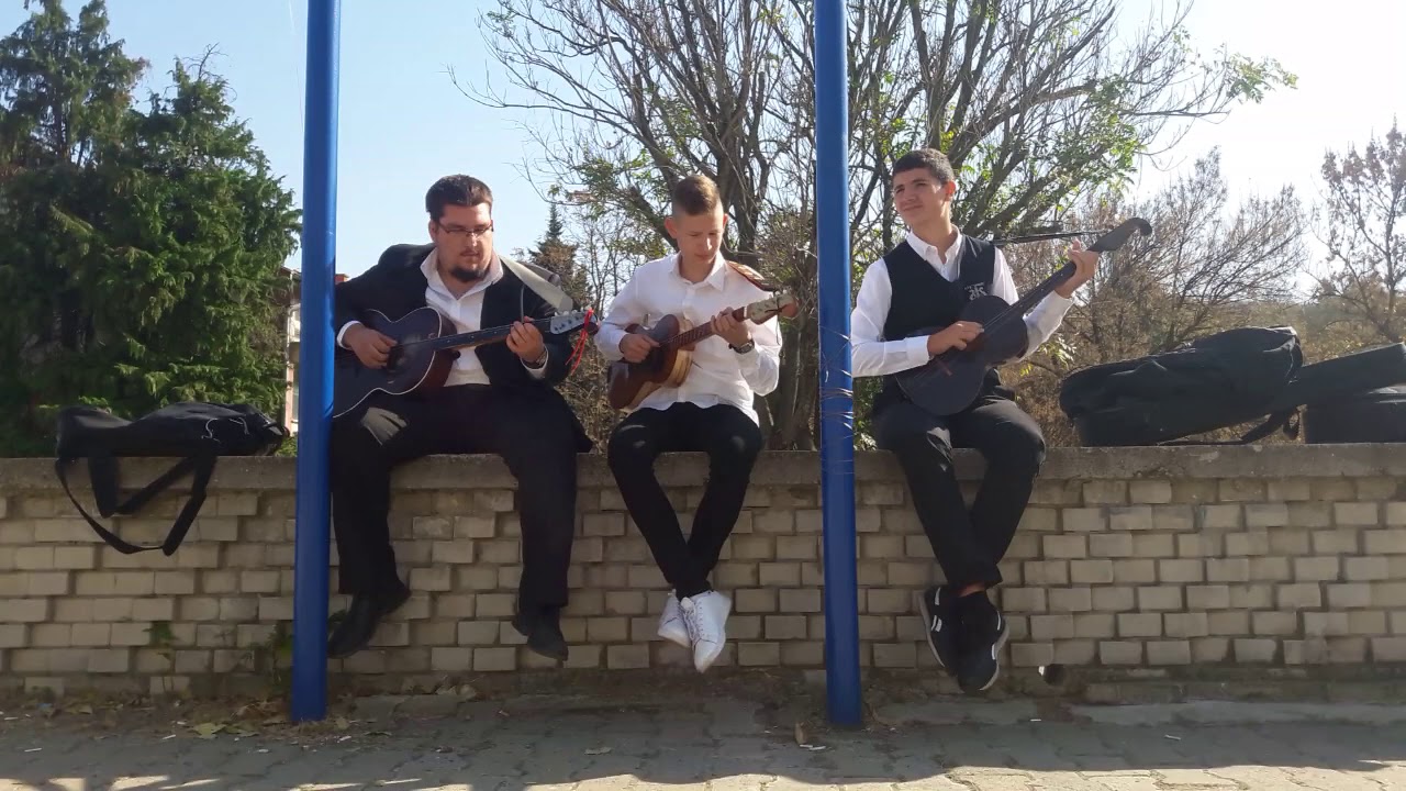 Petar, Dragan & Jovan - Slavujev Poj - YouTube
