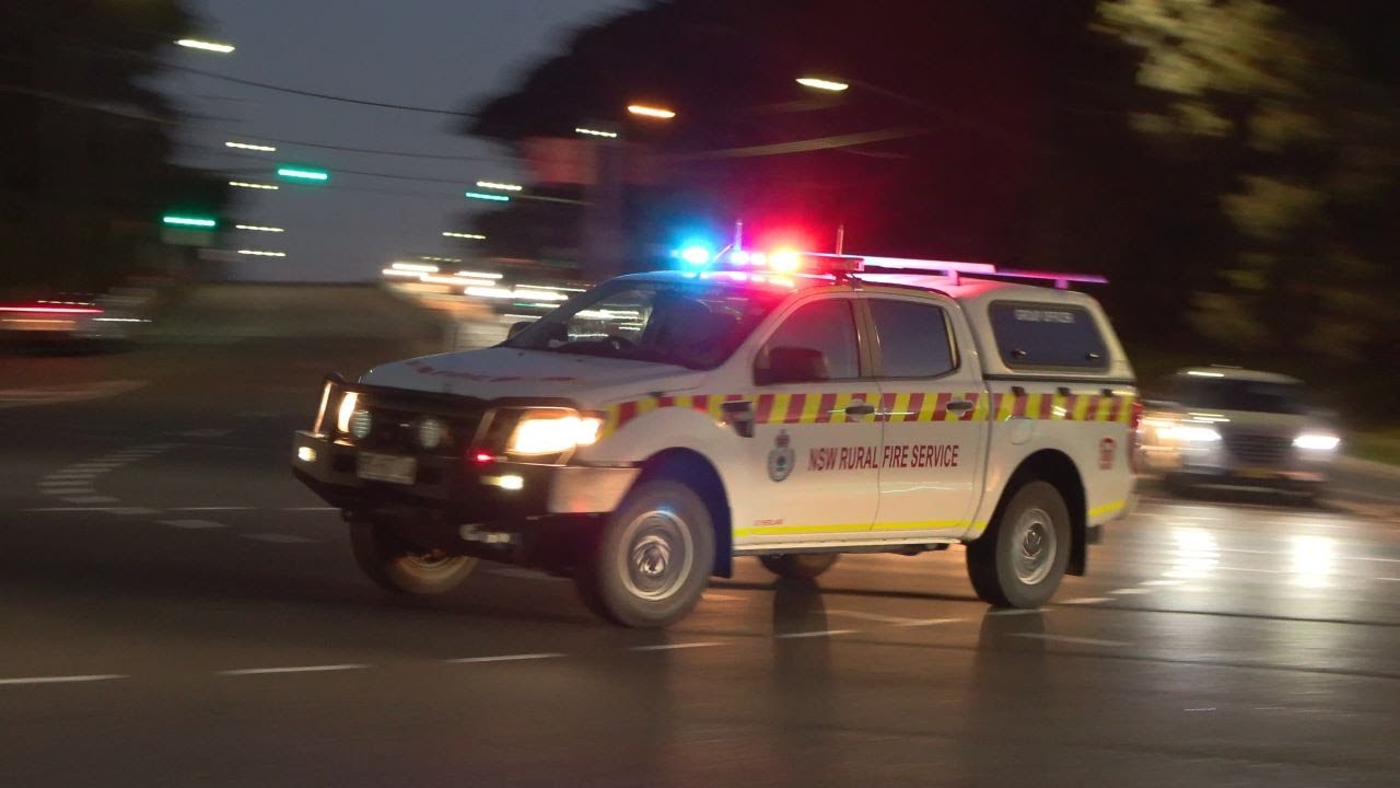 [NSW Rural Fire Service] Command India Responding (Group Officer) - YouTube