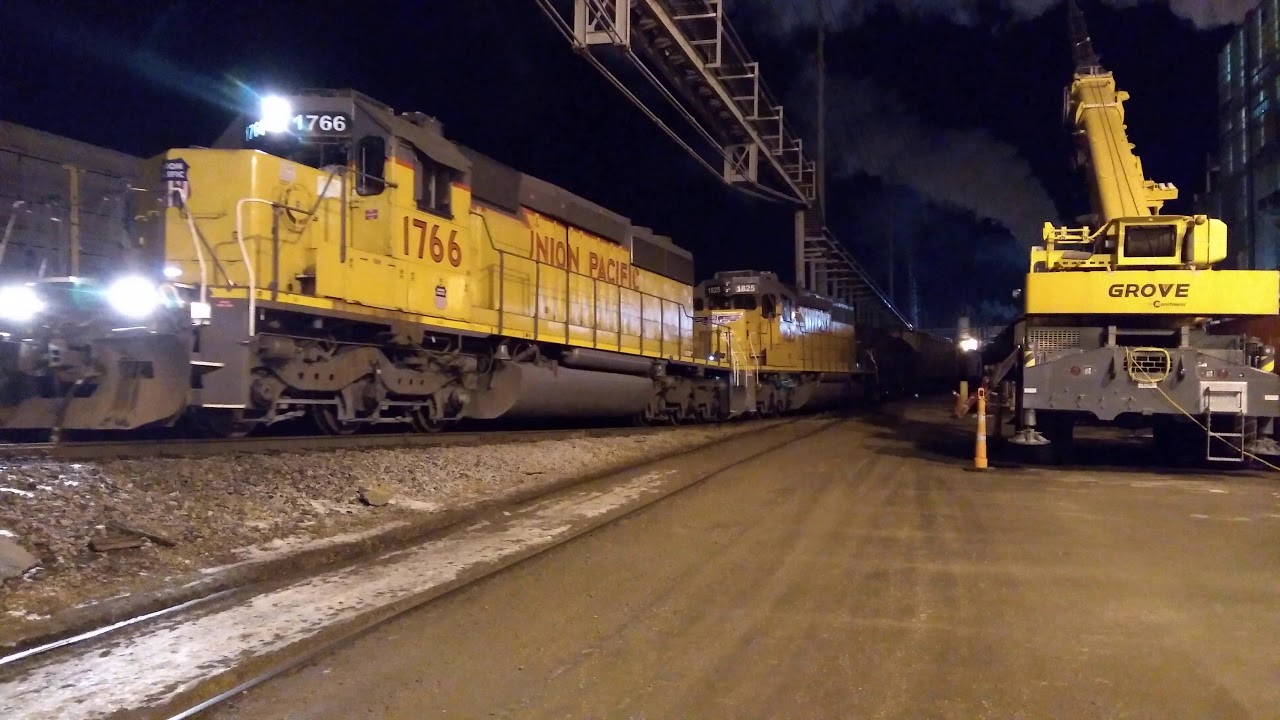 UP Delivering to ADM Clinton, IA - 2/17/2020 - YouTube