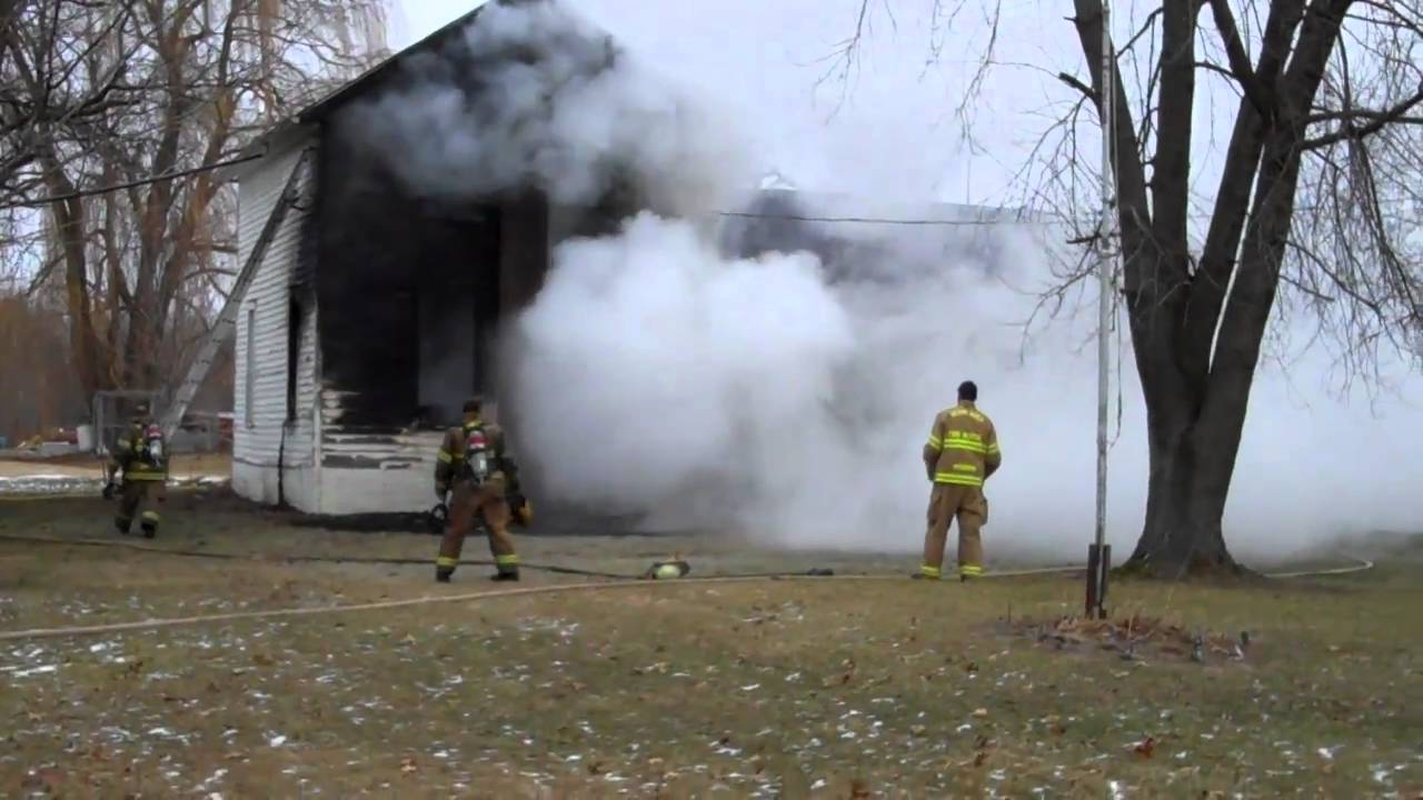 Perry area home fire 12_8_2010.MP4 - YouTube