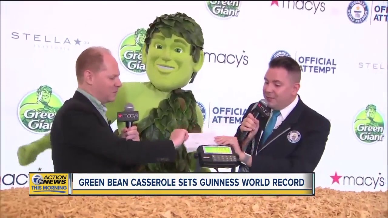 Green bean casserole sets Guinness World Record - YouTube