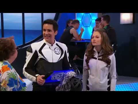 Lab Rats - Perry Breaks into Bionic Academy