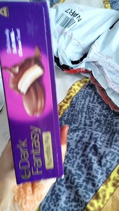 Sunfeast Dark Fantasy Yumfills, 242g/253g, Rich Chocolate Pie Cake - YouTube