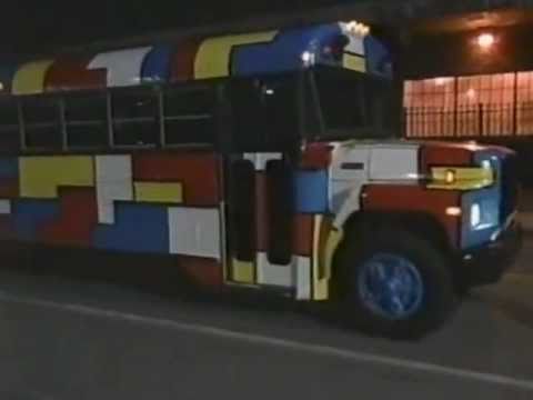 ICP and Vampiro destroy the 70s bus WCW - YouTube