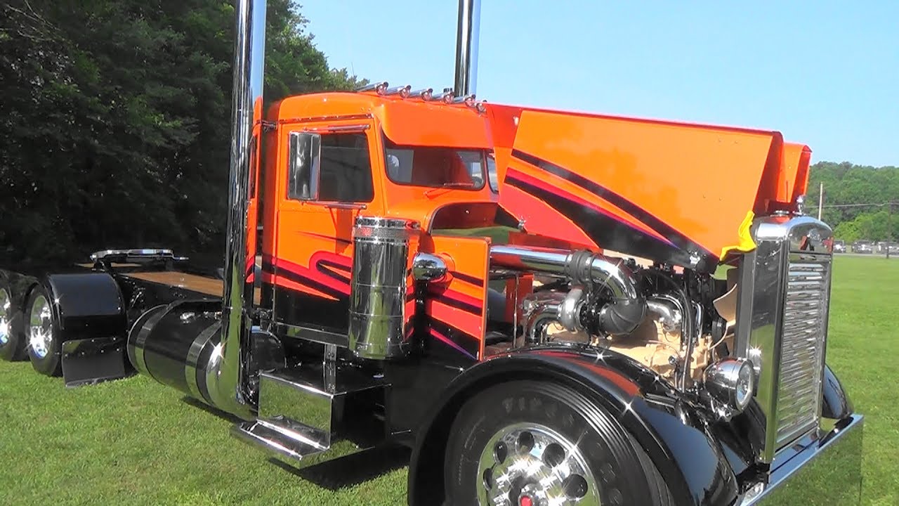 Awesome Show Peterbilt Keystone DIesel Nationals 2017 Maple Grove - YouTube