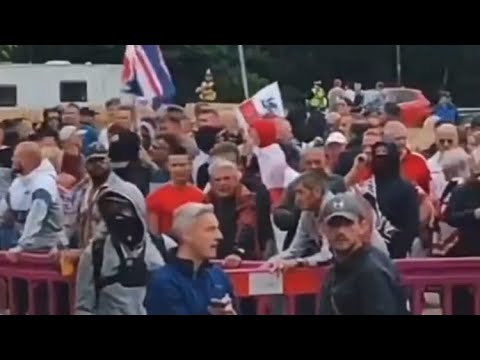 BREAKING FOOTAGE🚨ROTHERHAM PROTEST - YouTube