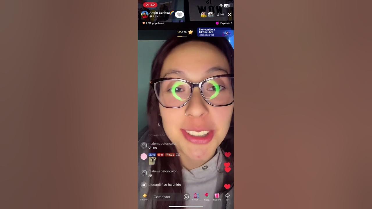 Live Angie y Mari (batallas, storytimes primer beso) 11/07/2024 Parte 1 - YouTube