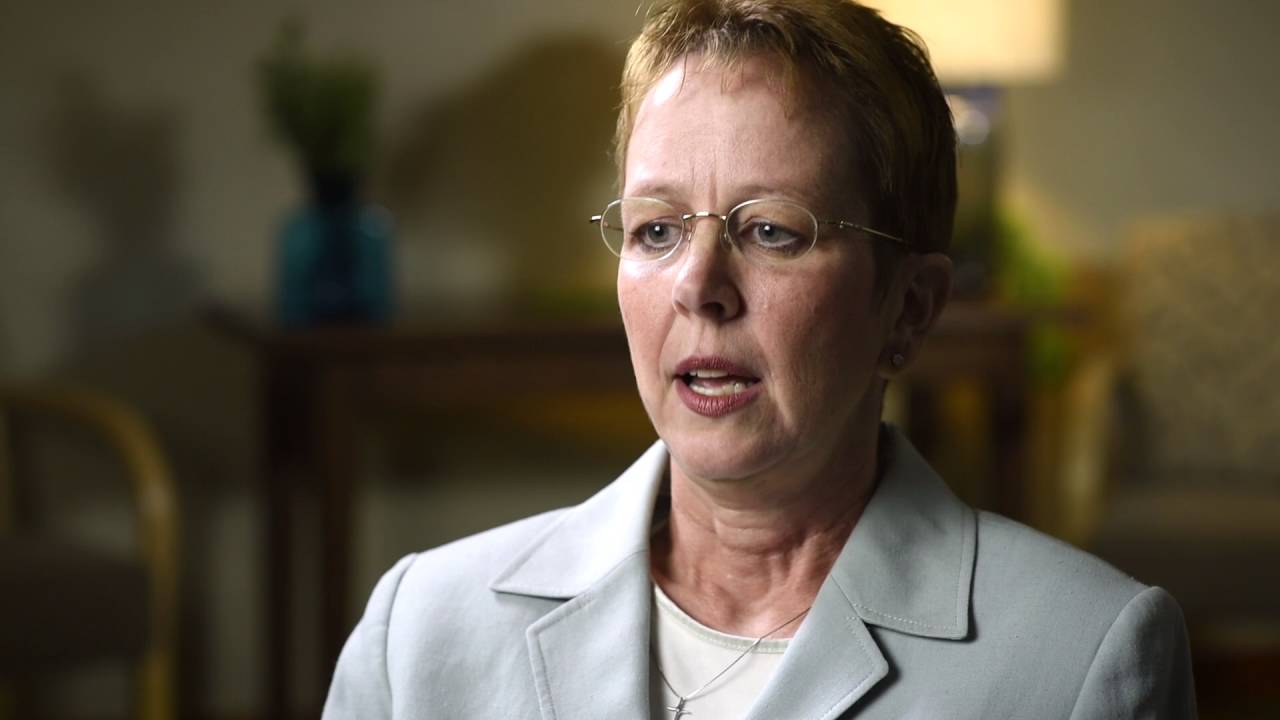 Meet Sara Stephenson, D.O. – Obstetrics & Gynecology - YouTube