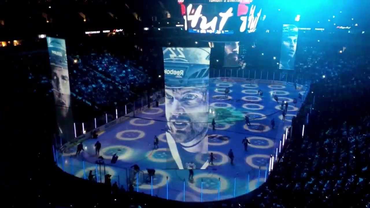 Solotech | Rogers Arena Solo-Tube LED Lights - YouTube