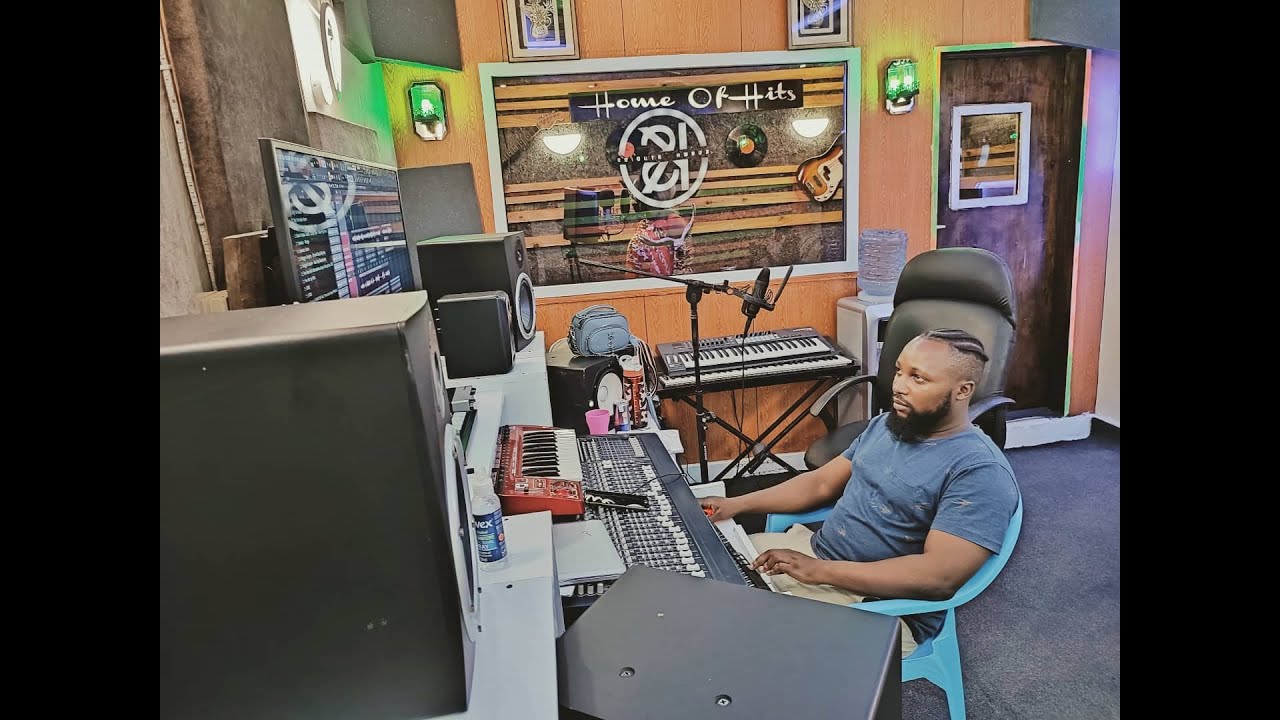 Produza Wa Kubwa Studios Teknixx Atoboa Siri Ya Kaa La Moto! - YouTube