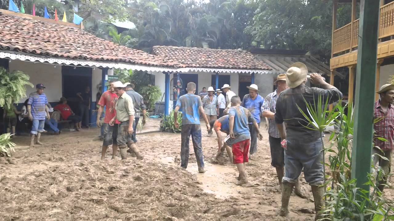 JUNTA DE EMBARRE - YouTube