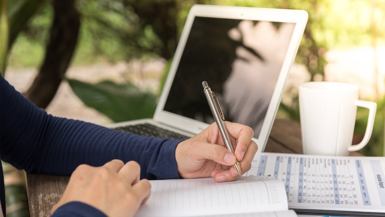 The Technology of Writing: From Stone Tablets to Tablet Devices - YouTube