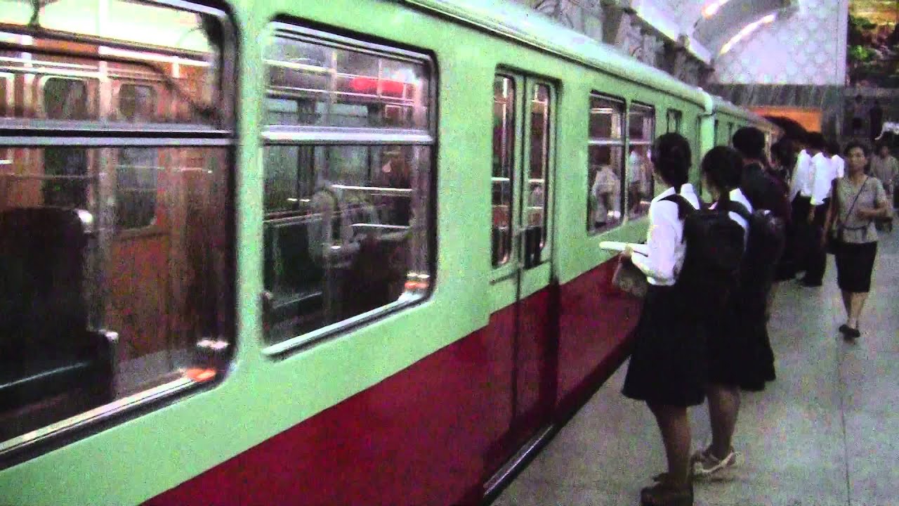 Pyongyang North Korea Metro Station 1 train arrival - YouTube