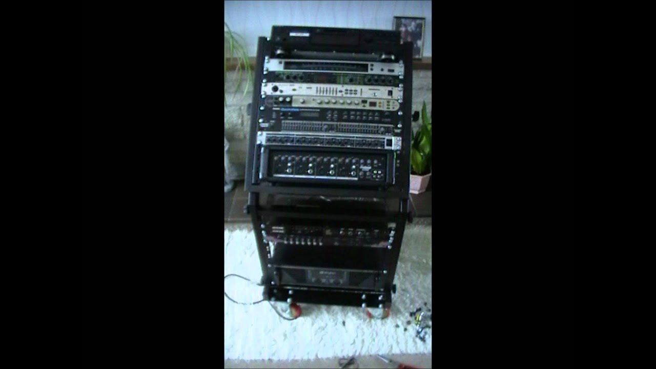 My New Guitar Effects Rack - Dave. - YouTube